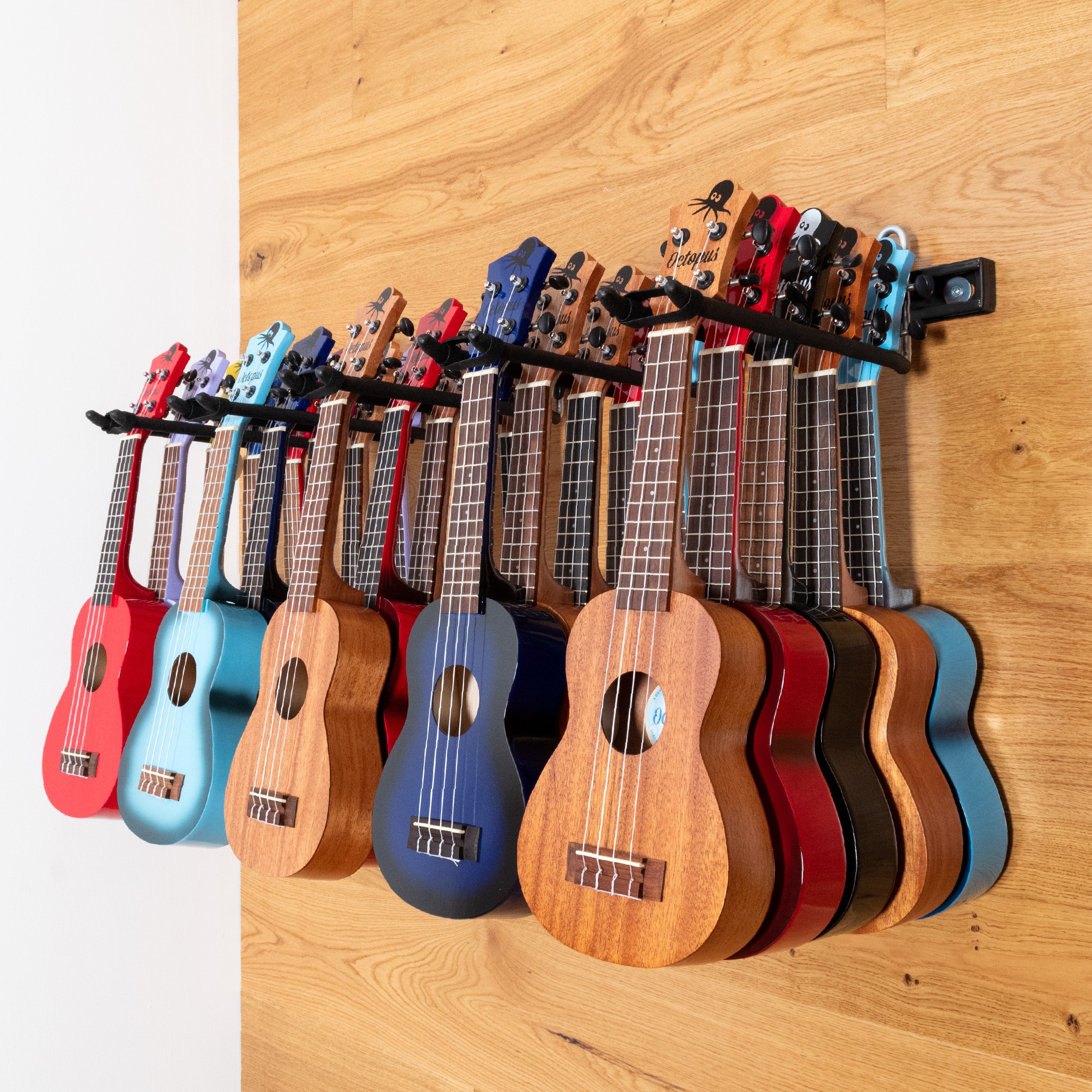 Ukulele wall hanger for up to 25 ukuleles – Black – EpicZebra